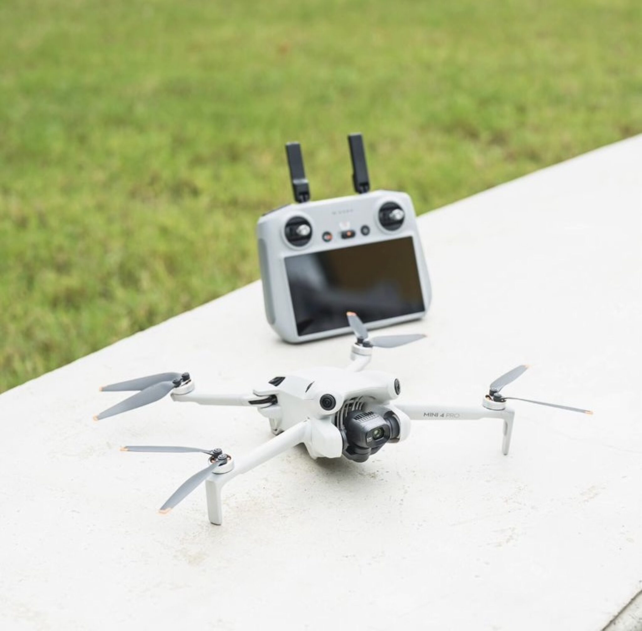 Do DJI Drones Have Storage? | Drones-Pro