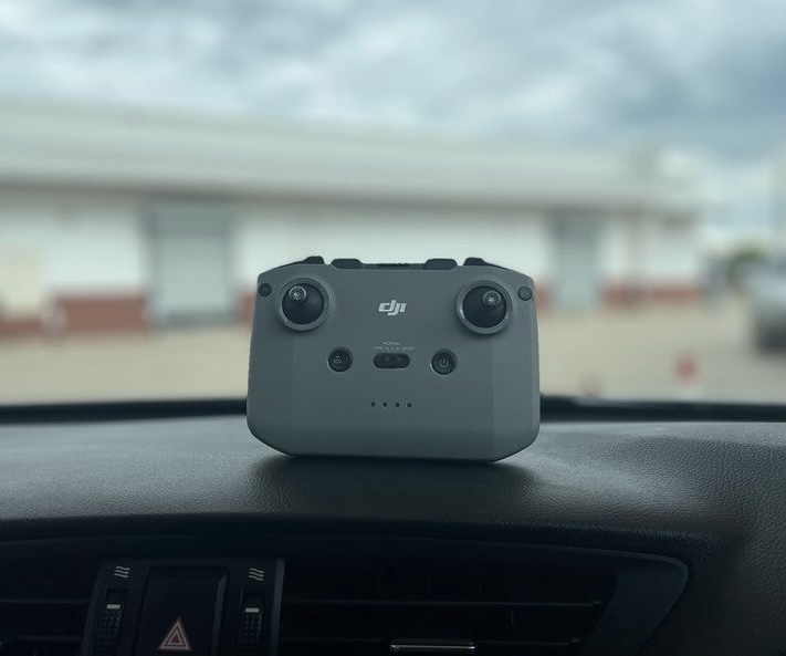 Why Isn't My DJI Controller Turning On? | Drones-Pro